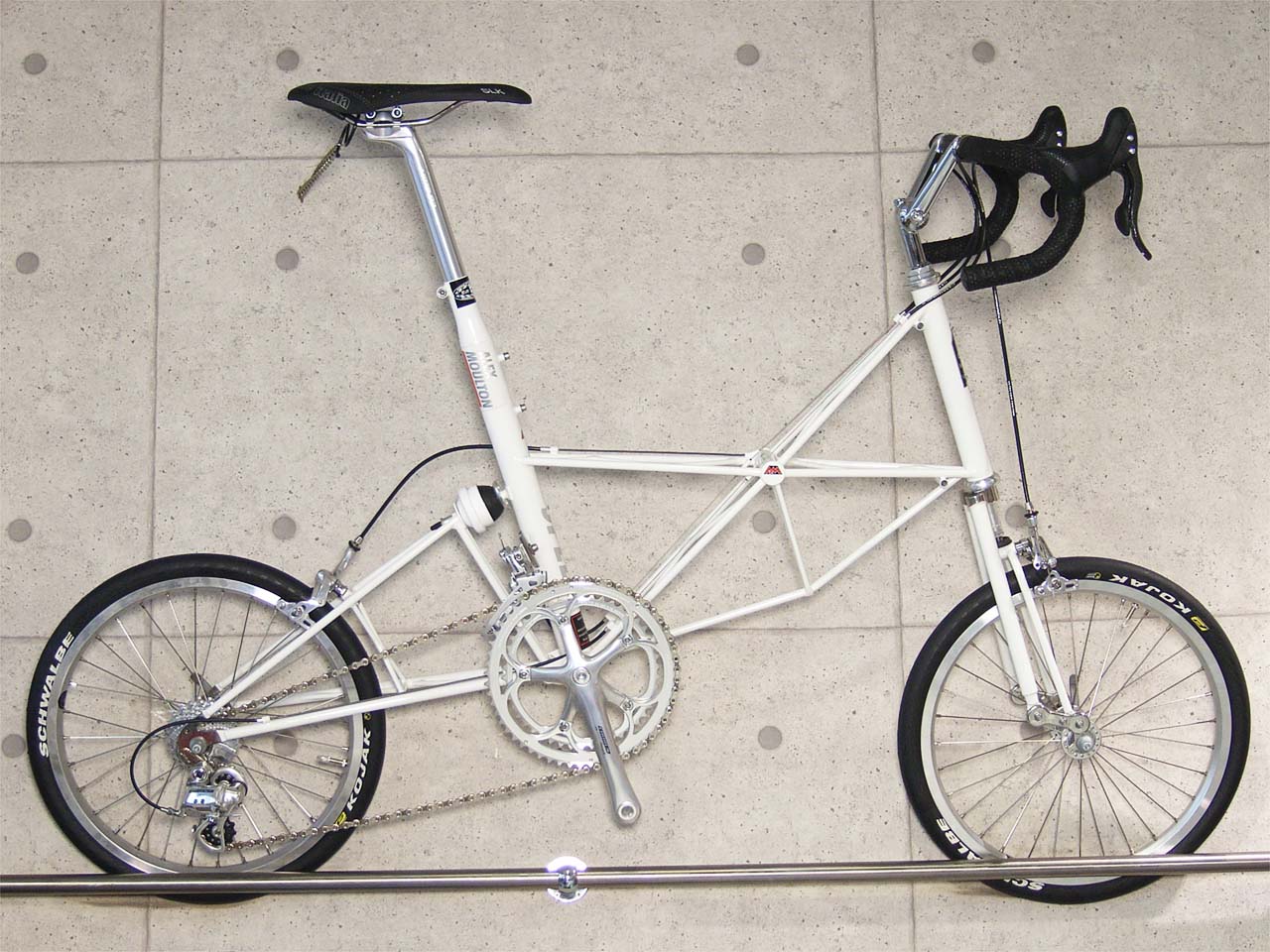 Alex Moulton(アレックス モールトン)AM-Speed mk.2 カイセイ